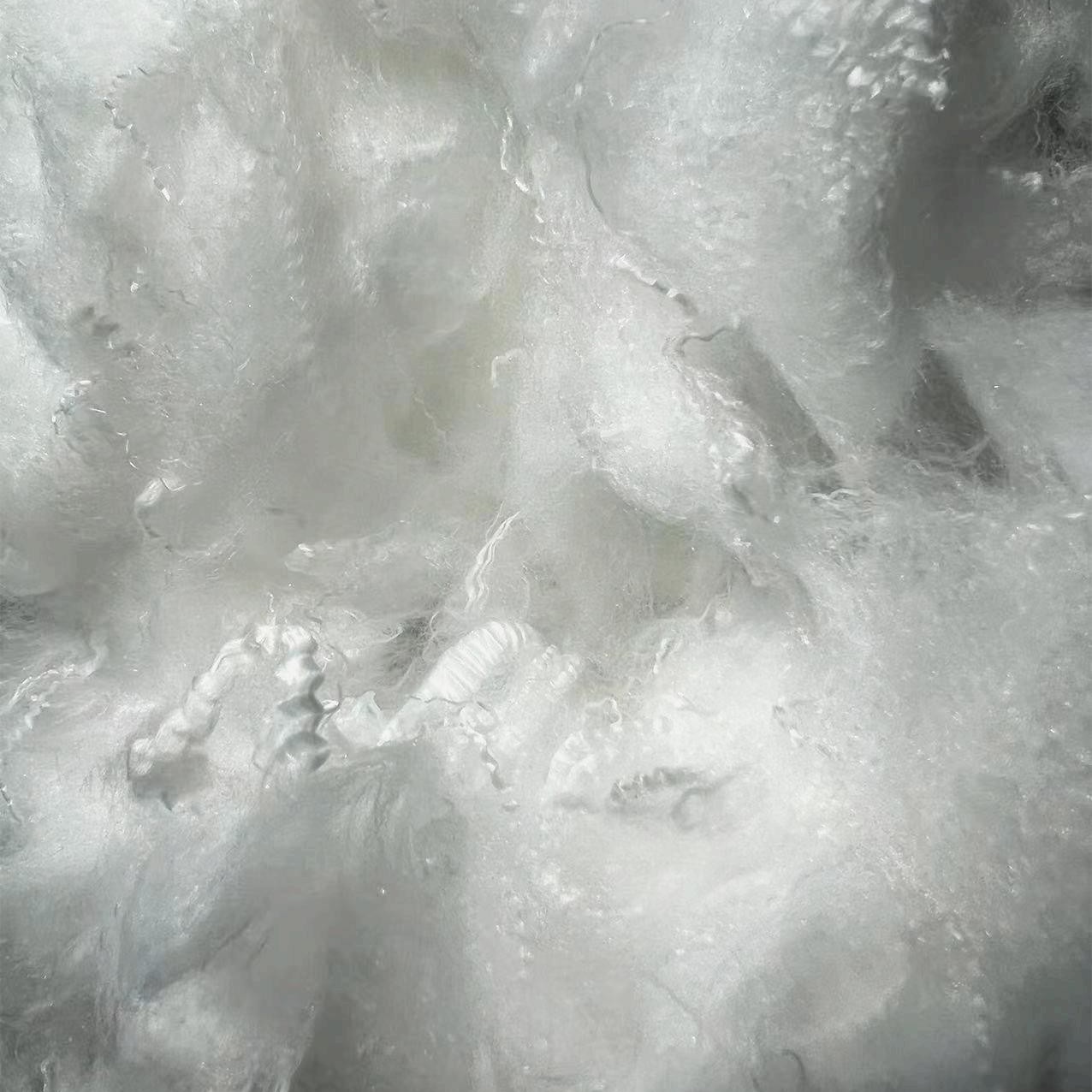 Vibrant Red Low Melt Polyester with Fiber Diameter 0.2-0.3mm